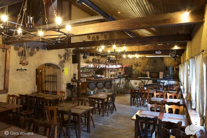 Vakarienė legendiniame restorane ČIČINSKAS | Gera dovana